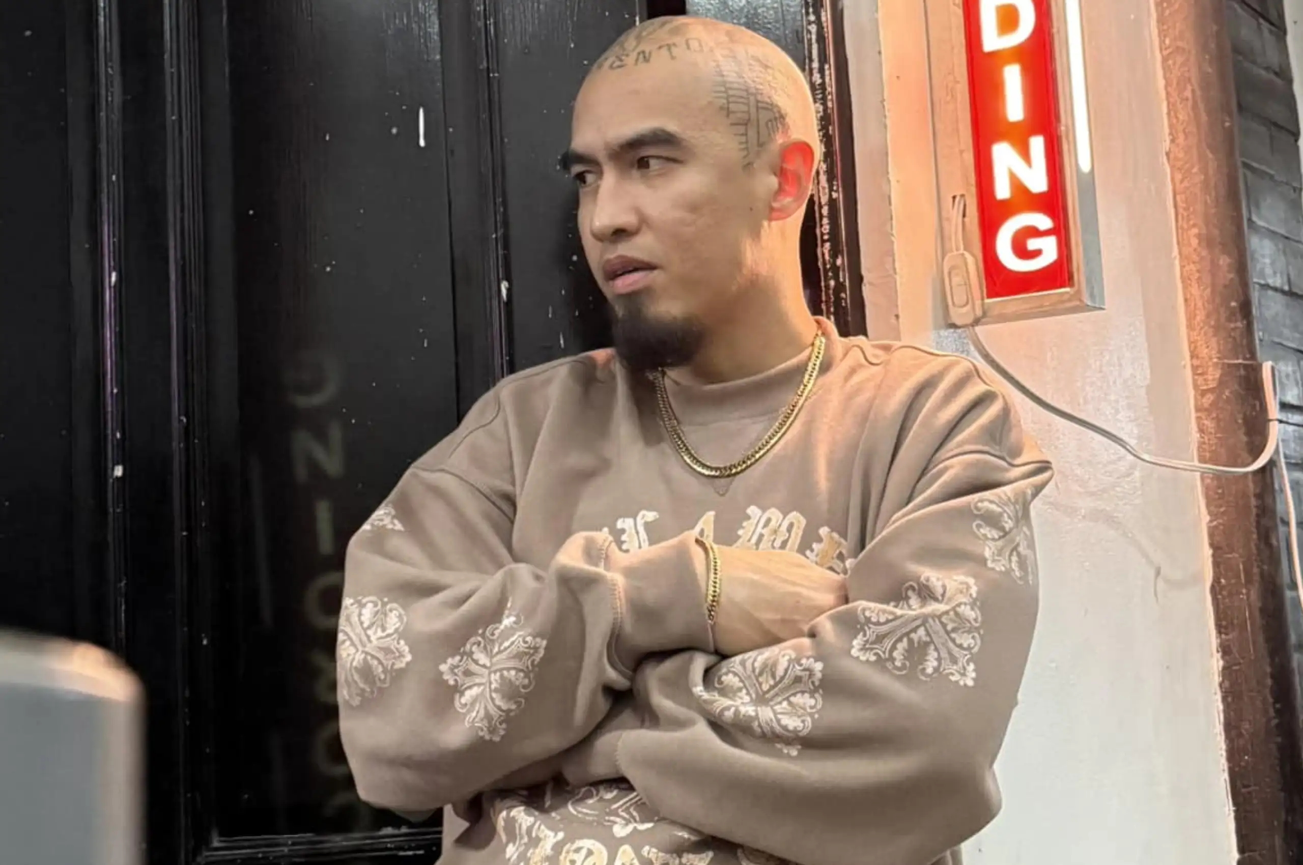 Bugoy na Koykoy’s Silent Appearance at Kaogma Gets Attention