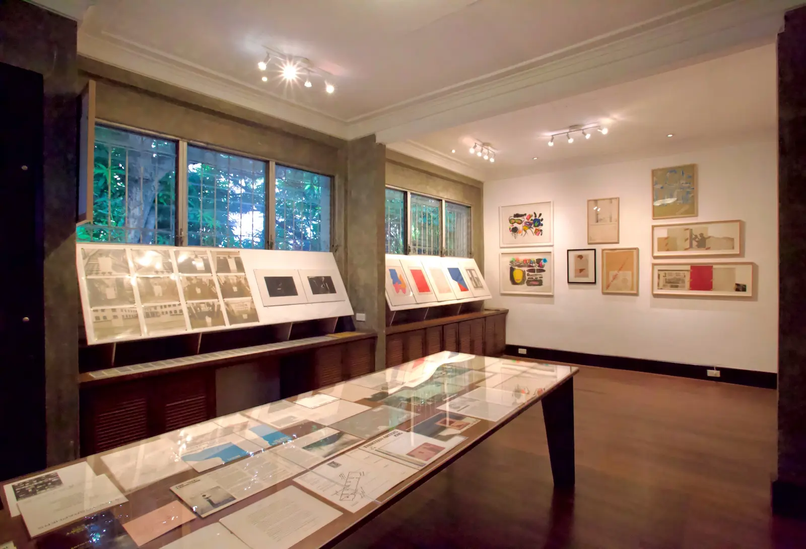 Review: Artist Judy Freya Sibayan Exhibit at Calle Wright