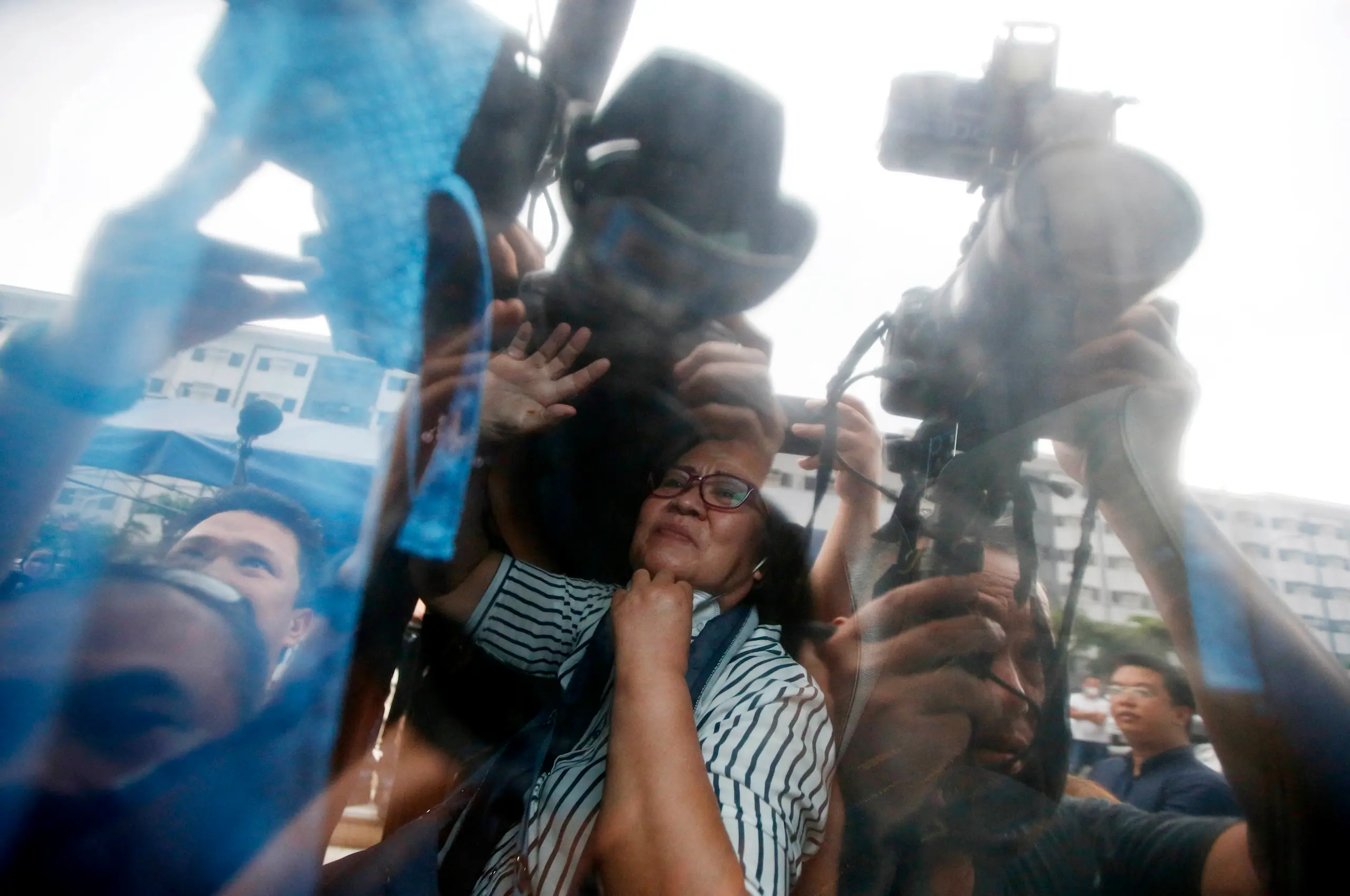 Leila de Lima is Back in Fighting Form